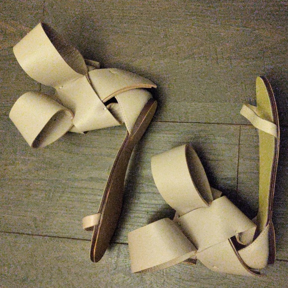 Aminah Abdul Jillil | Shoes | Aminah Abdul Jillil Girls Leather ...